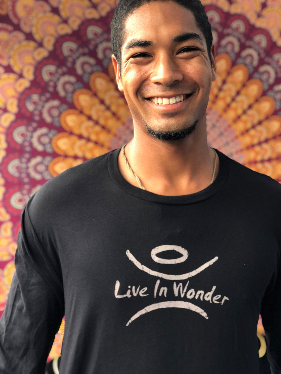 Apparel – Live In Wonder